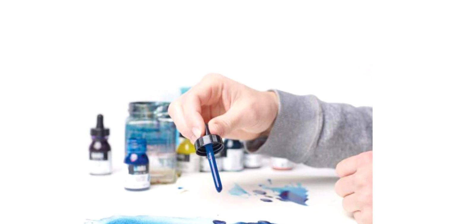 Acrylic Ink vs Acrylic Paint: Exploring the Difference